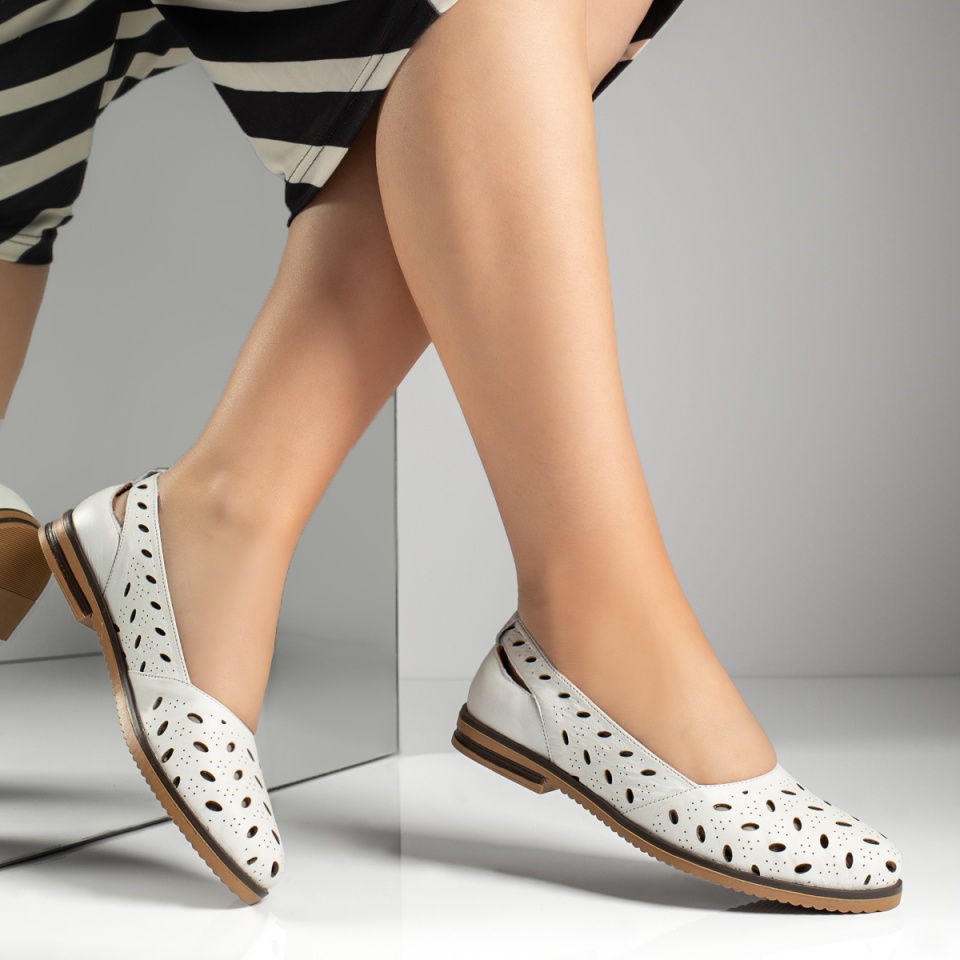 Balerini dama piele albi perforati ZEF11266 Zeforia